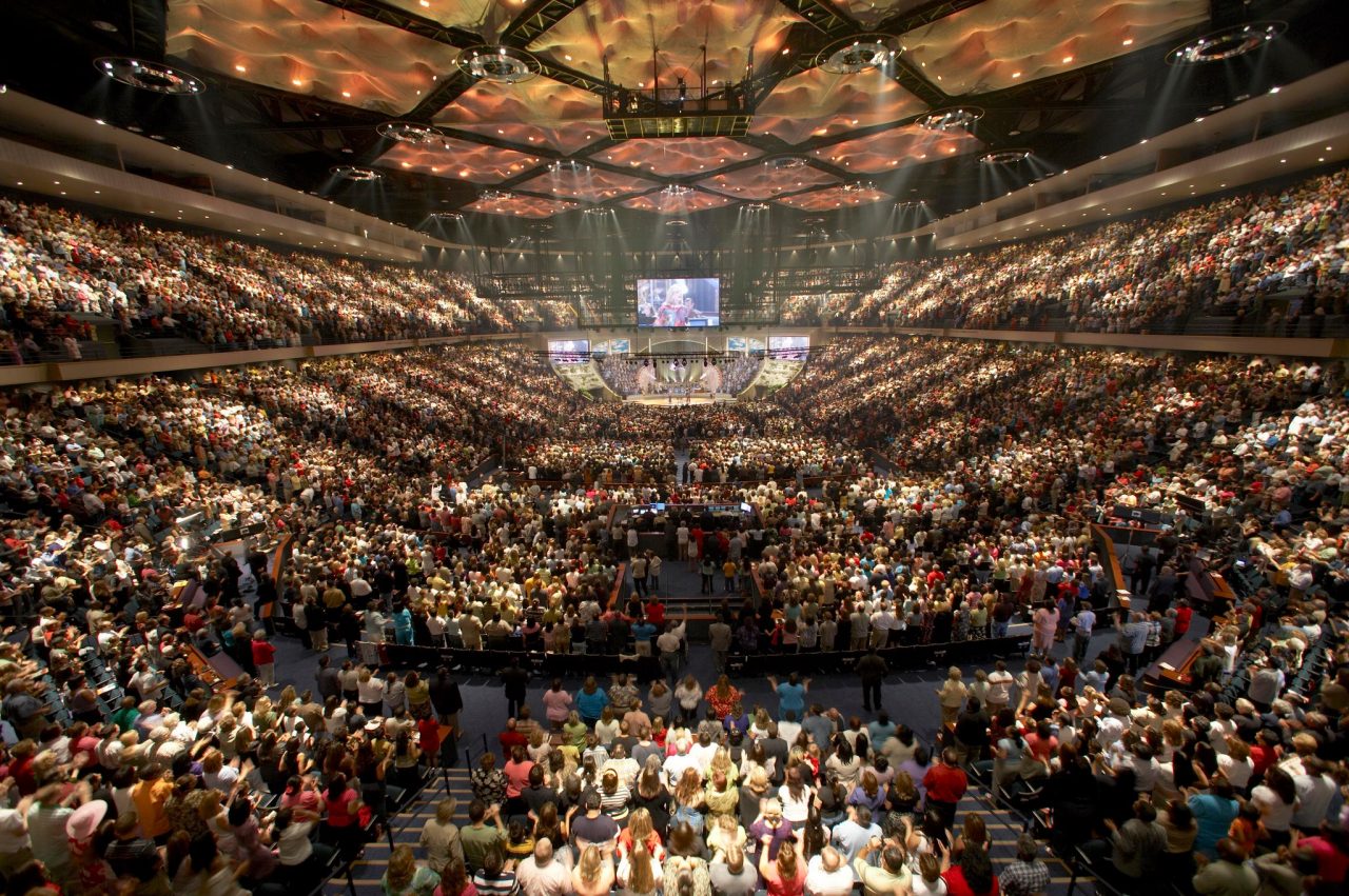 The mega-churches making mega-bucks